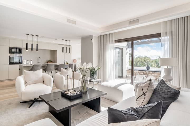 Casa Cerro Blanco - 4bd Penthouse With Plunge Pool - Marbella