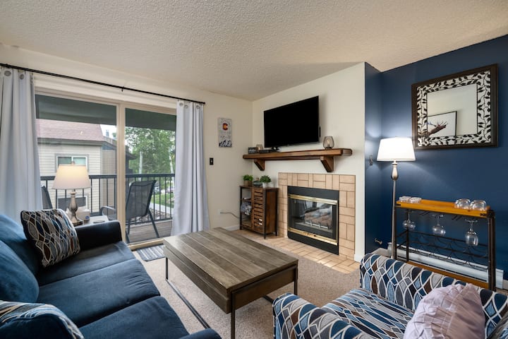 Conveniently Located Condo W/ Hot Tubs And Pool - Steamboat Springs, CO