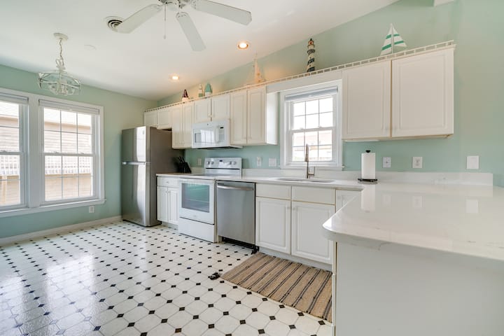 Surf City Vacation Rental - Walk To Beach - Surf City, NC