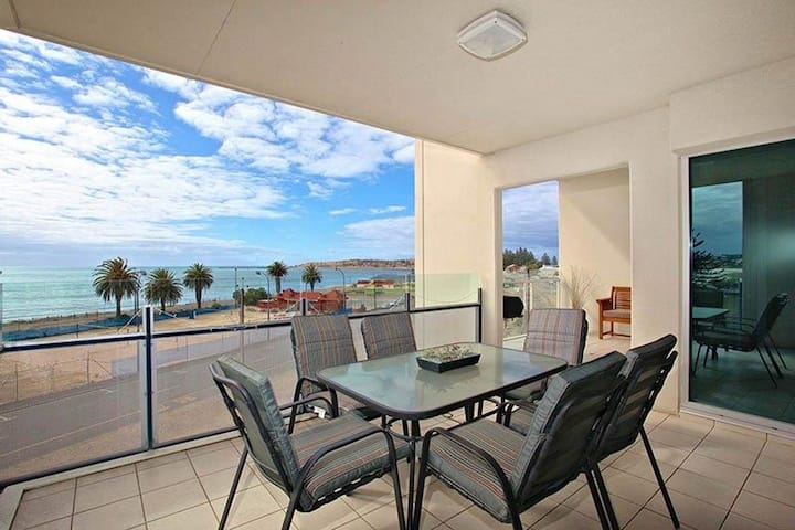 The Penthouse With Views - Victor Harbor