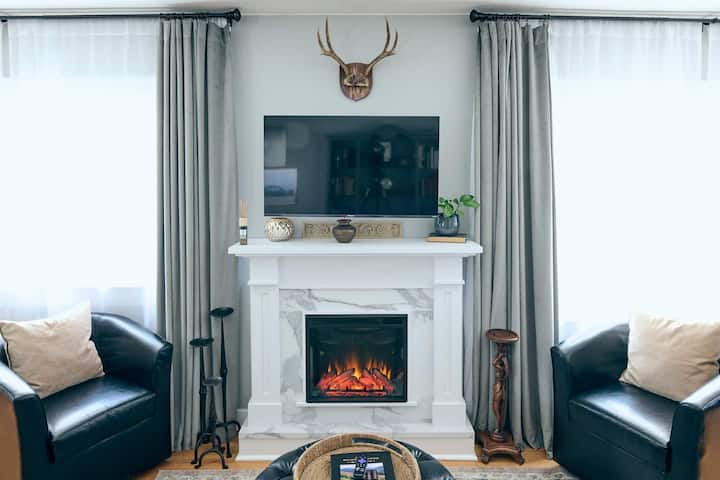 Elegant Escape 2 Blocks To Historic Downtown - Sheridan, WY