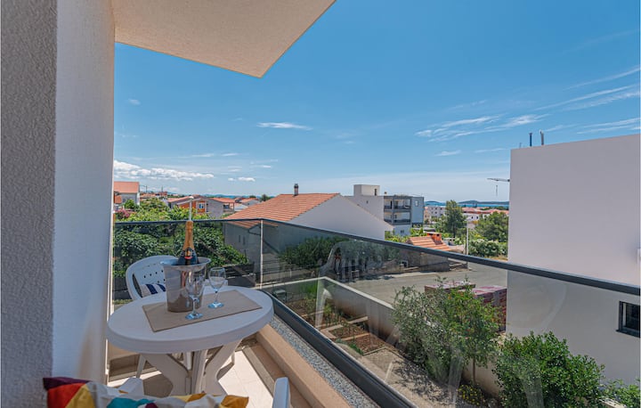 Amazing Apartment In Vodice With Wifi - Vodice