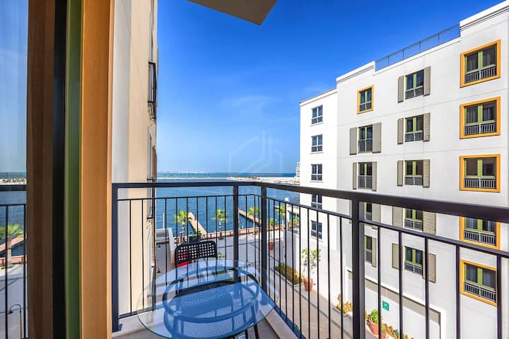 Amazing Sea View Apartment In Port De La Mer - Dubai