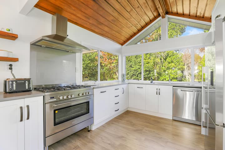 Stylish Lynmore Home | Easy Ride To The Forest - Rotorua