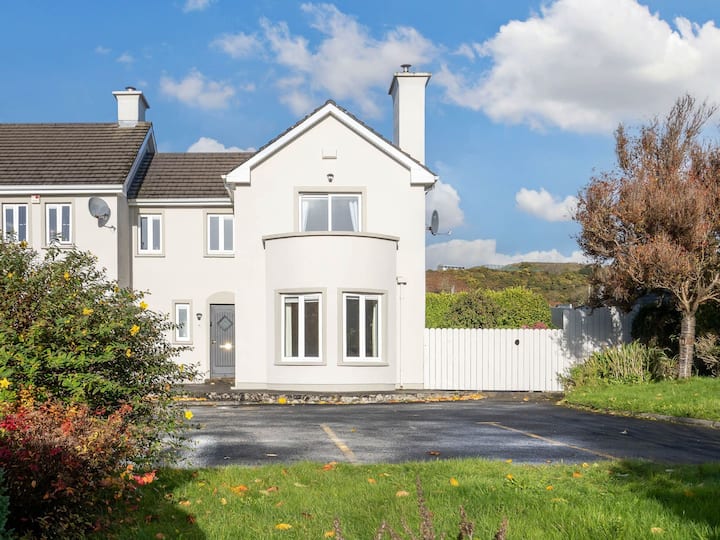 An Tsean Scoil, Clifden - Clifden