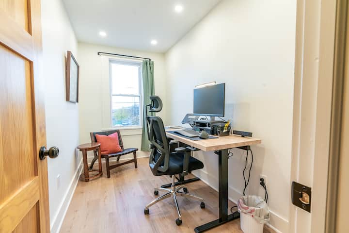 Updated Historic Home In Quiet Neighborhood - Lancaster, PA