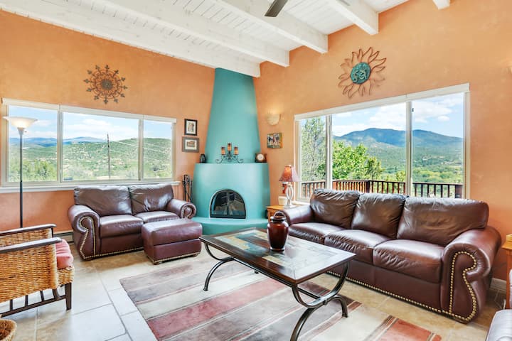 Vista De Colores | Condo, Mountain View, Deck! - Santa Fe, NM