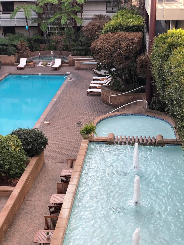 Pets Are Allowed Here! Free Parking & Breakfast - Cupertino, CA