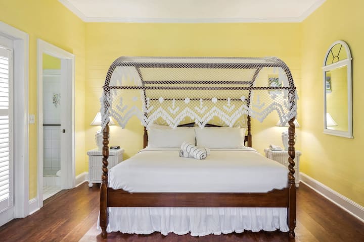 King Suite With Balcony - The James House - Key West, FL