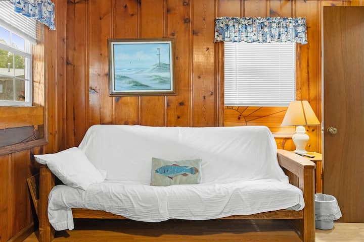 Cranfield Marina Retreat: Cabin 21 At The Carlton - Mountain Home, AR