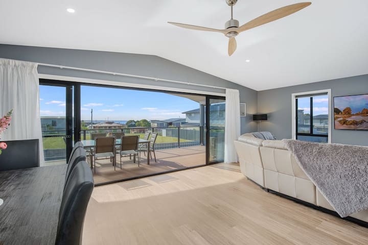 42 Songlark Street - Bermagui