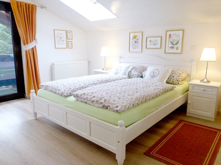 4 Room Holiday Flat With 70m² And Panoramic View - Reit im Winkl