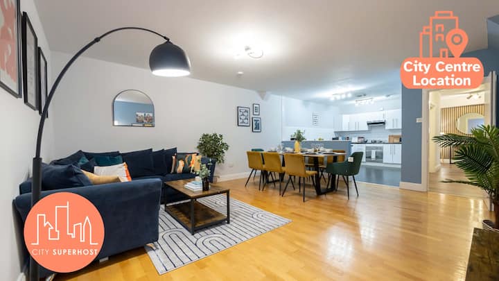 Sleeps 9 Canal Street Apartment By City Superhost - Manchester