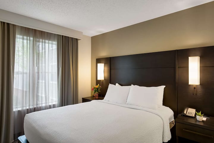 Two Spacious 2br Suites With Free Breakfast! - Morristown, NJ