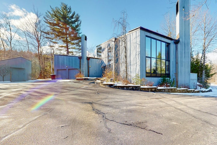 Mid-century Home W/ Incredible Mt. Washington View - Jackson, NH