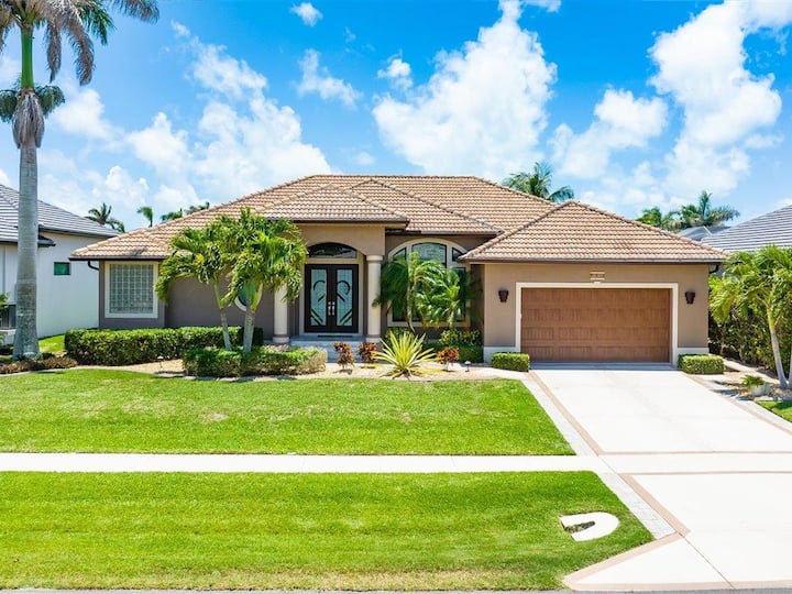 931 Olive Ct. - Marco Island, FL