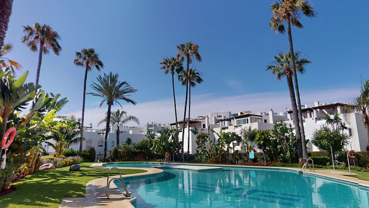 Guadalvillas - Luxury Beachside Townhouse - Marbella