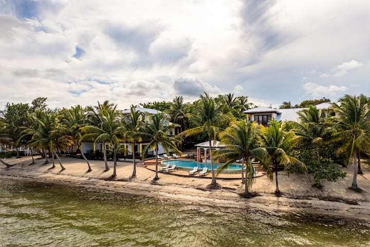 Tbs 35 Beachside-resort Style Condo-pool-1 Bedroom - Belize