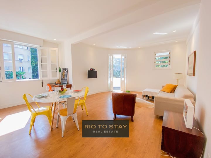 Renovated And Modern Next To Leblon's Beach! - Ipanema