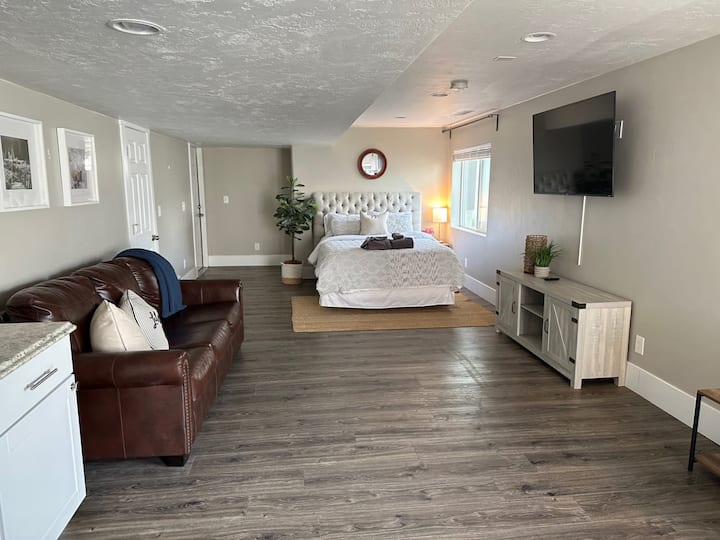 Sleepy Ridge Studio - Sleeps 2 - Provo, UT