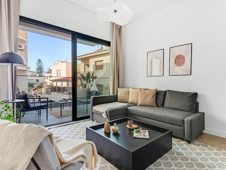 Sanders Crystal 1 - Nice 1-bdr Apt W Shared Pool - Limassol