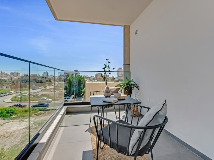 Sanders Crystal 2 - Cute 1-bdr Apt W Shared Pool - Limassol