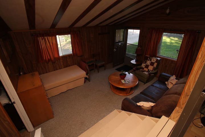 3 Bdrm Country Cottage - Main House - Rosewood Cot - Sauble Beach