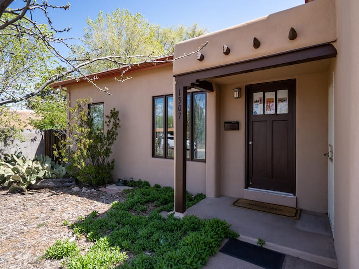 Casa Lujan | Near Area Attractions! - Santa Fe, NM