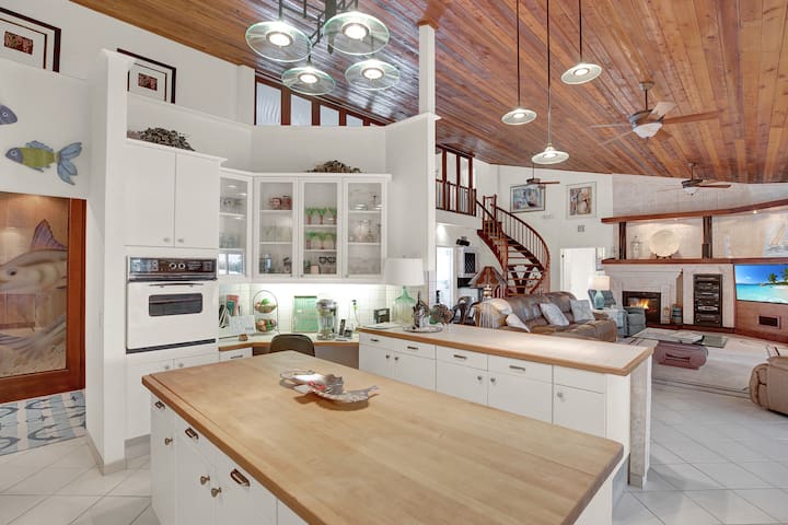 180 Degrees Of Ocean Views, Lagoon And Florida Bay - Islamorada, FL