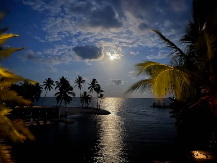 Waterfront Home With Beautiful Views - Islamorada