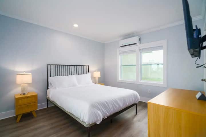 Remodeled Beach Hotel Pool -12 - Panama City Beach, FL