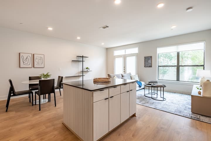 Luxe 1 Bed Apt Midtown Montrose Houston - Houston, TX