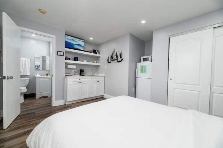 Shell On The Beach #102 - Hollywood, FL
