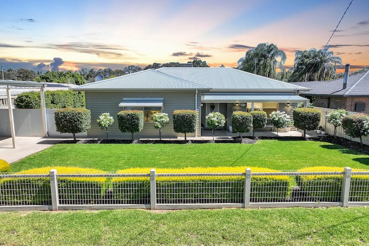 Kabinga Kottage - Echuca Holiday Homes - Moama