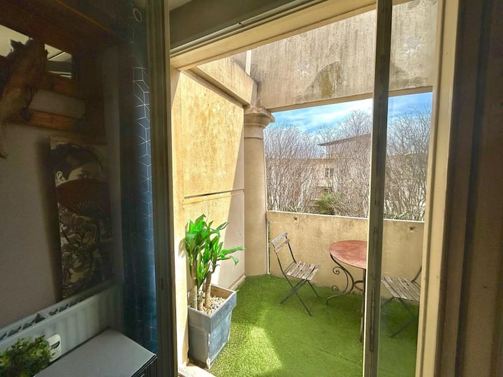 Studio Atypique Avec Terrasse Au Cœur D'antigone - Montpellier