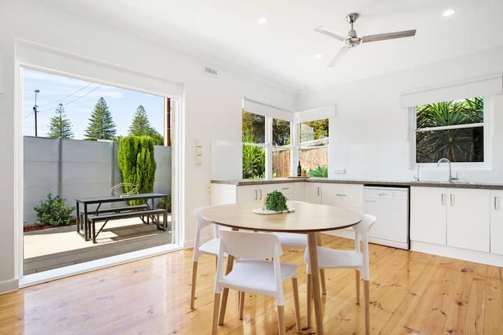 Relaxing 3br Beachside Haven | Grange - Adelaide