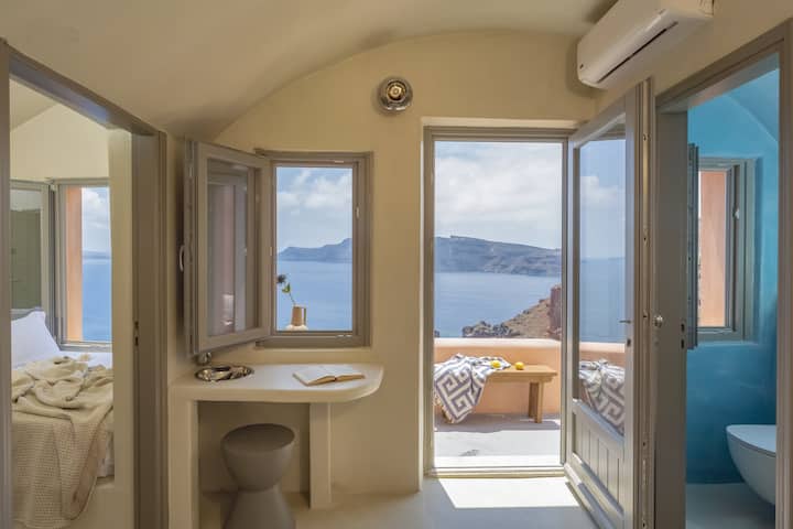Maison Troglodyte-romantique-salle De Bain Privée- - Oia