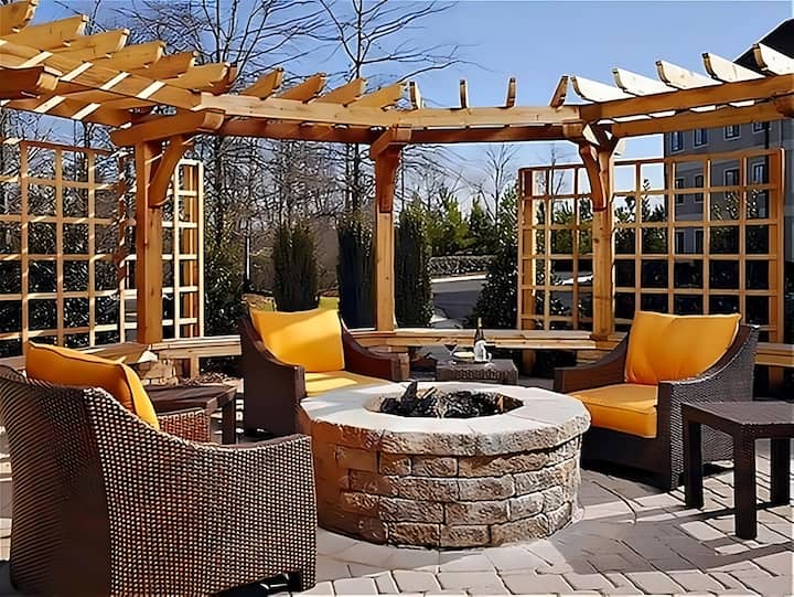 Rare Find! Free Breakfast, Pets Are Welcome! - Alpharetta, GA