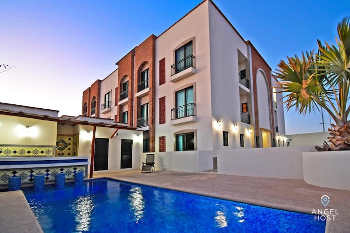 Rooftop Lounge W/ocean Views, Pool, Near Malecón - La Paz