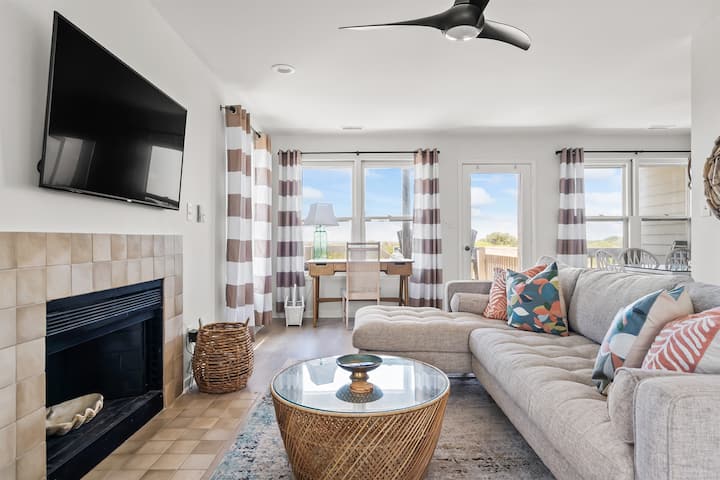 Ocean+dune Views, King Master | Serenity Point Gem - Topsail Beach, NC