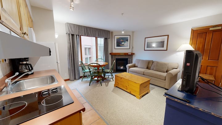 Hearthstone Lodge #306 - Sun Peaks