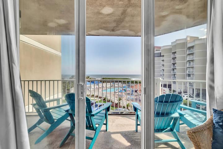 Barefoot Bungalow - Ocean Front Beach Condo - Sneads Ferry, NC