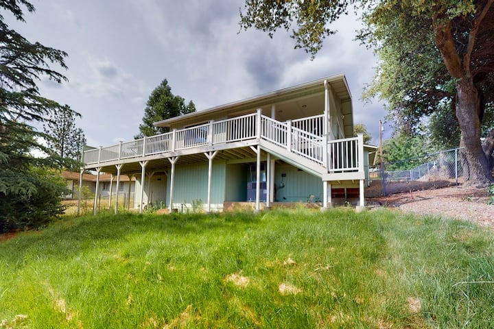 Yosemite Portal | House In Oakhurst - Oakhurst, CA