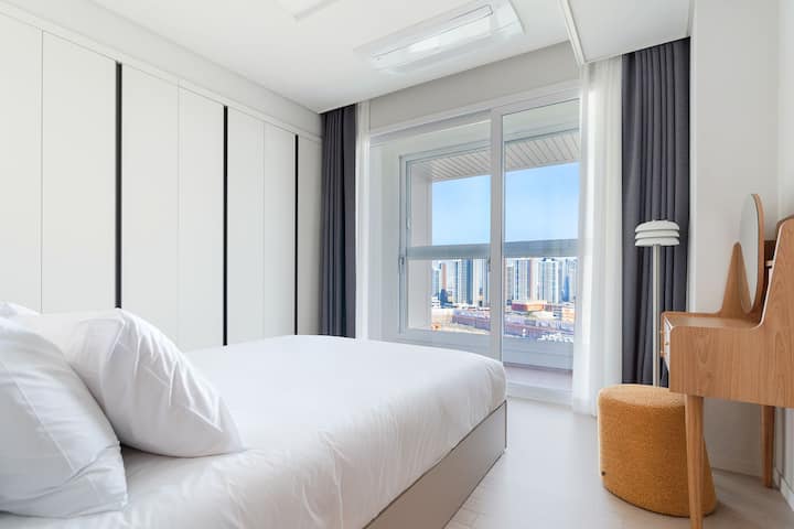 1.5-room Loft｜ocean View｜up To 4 Guests - 안산시