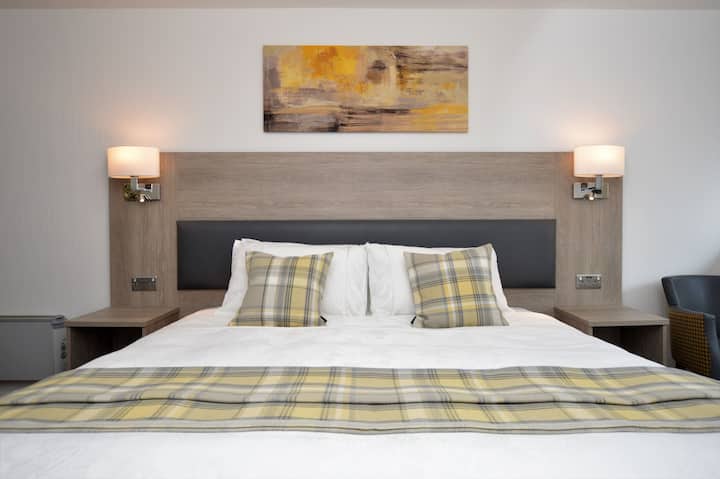 Fyne Rooms - 'Islay' - Tighnabruaich