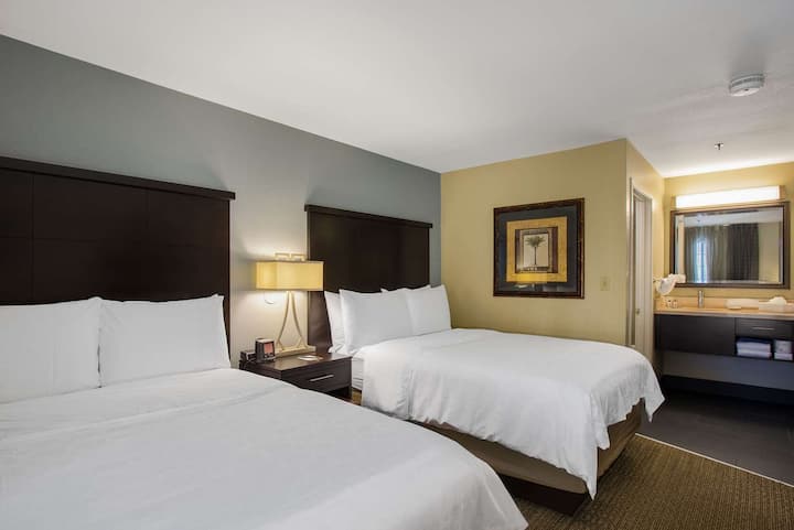 Minutes To Amusement Parks! Pool, Pets Allowed! - Orlando