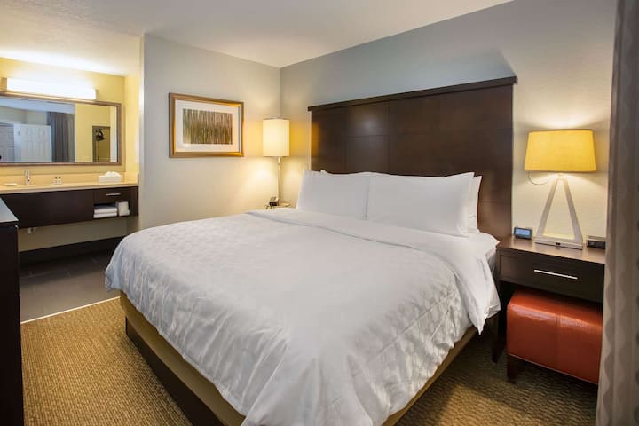 2 Pet-friendly 2br Suites Near Disney's Boardwalk! - 올랜도