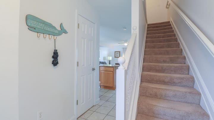 Gated Beach Condo- Sleeps 4 Maximum! - MGM Park