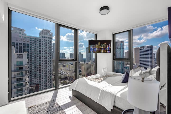 Experience Miami: Modern 2 Bed Near Biscayne Blvd - Miami