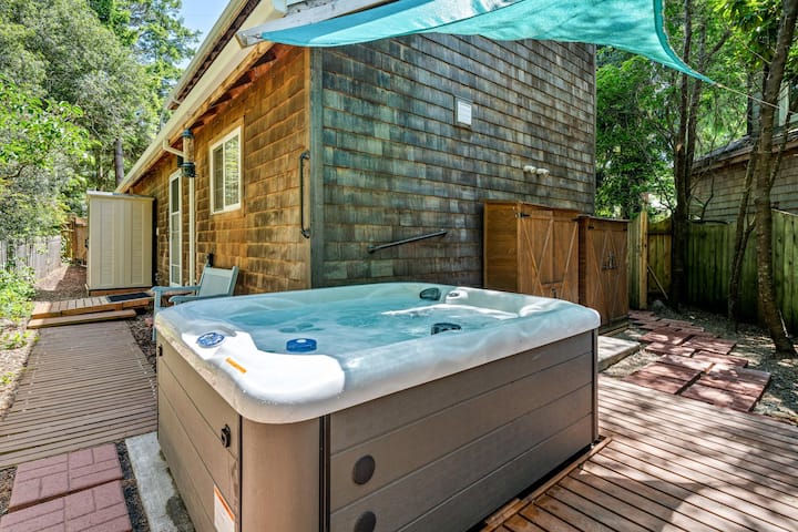 Quiet-pet Friendly Oasis-hot Tub-fire Table- Ev - Manzanita, OR